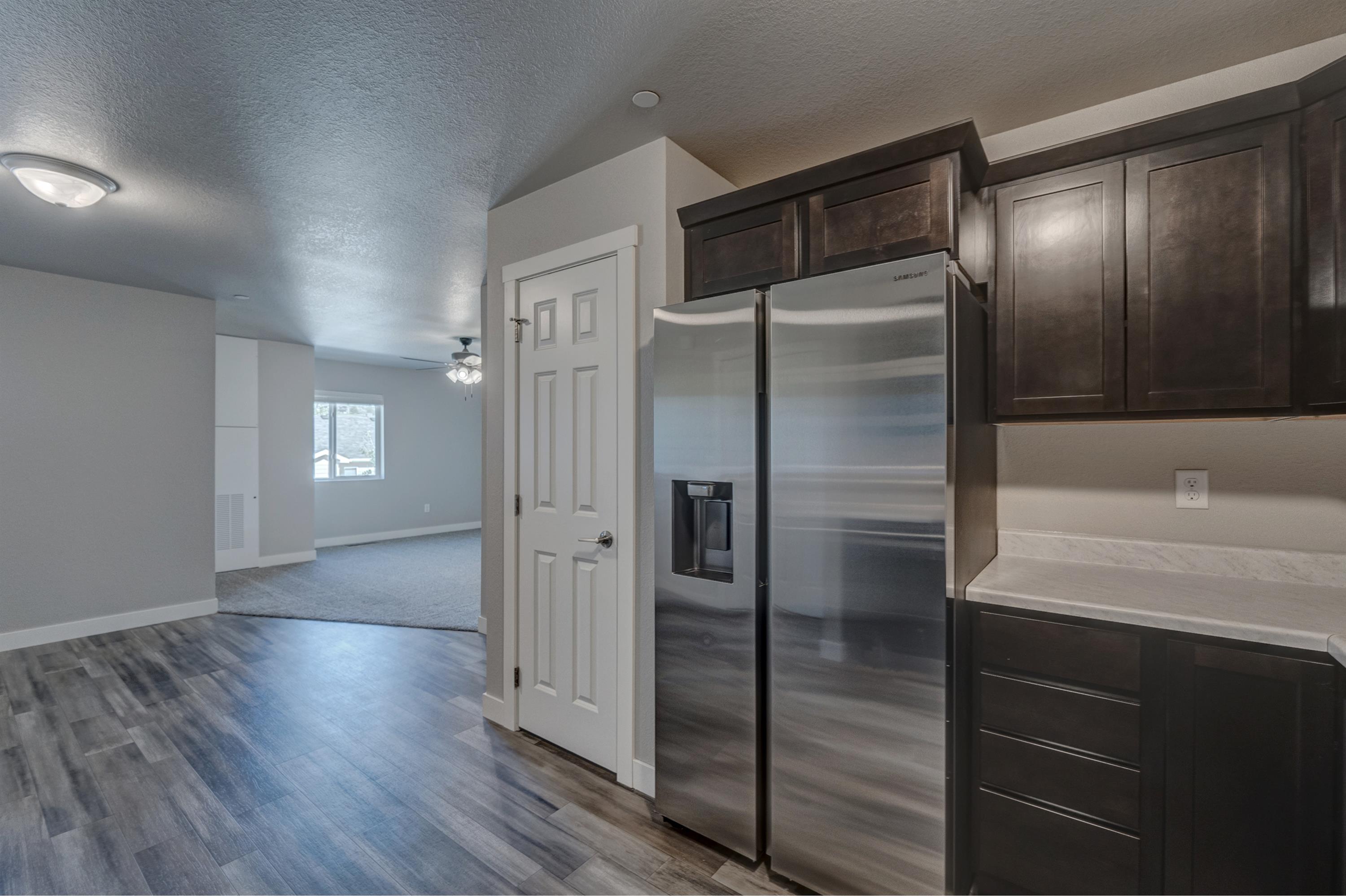 Home [enchantedpines.managebuilding.com]